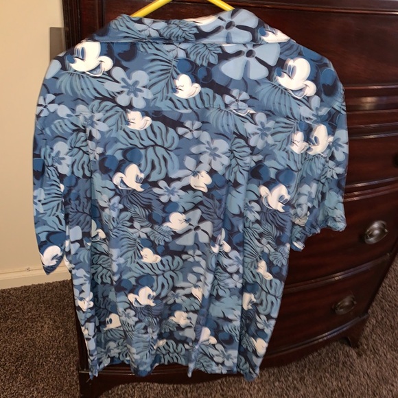 Disney | Shirts | Mickey Mouse Button Down | Poshmark